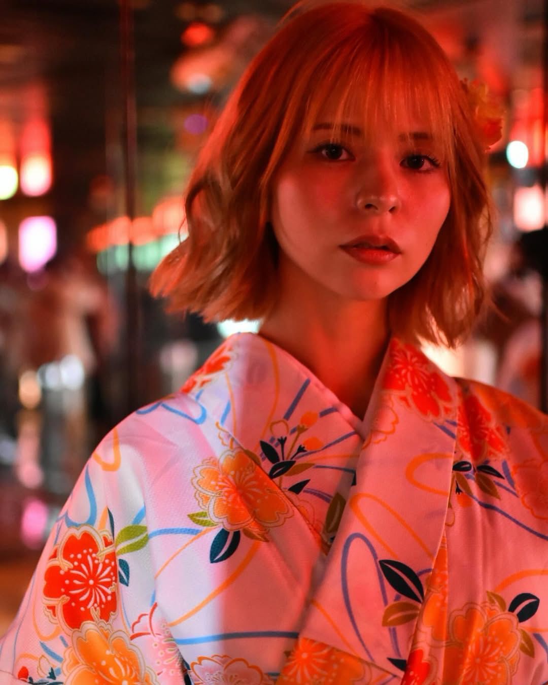 「冷白肌女神」紅羽祐美！ M字腿與桑拿熱波人生揭秘！ - Japhub － 日本集合