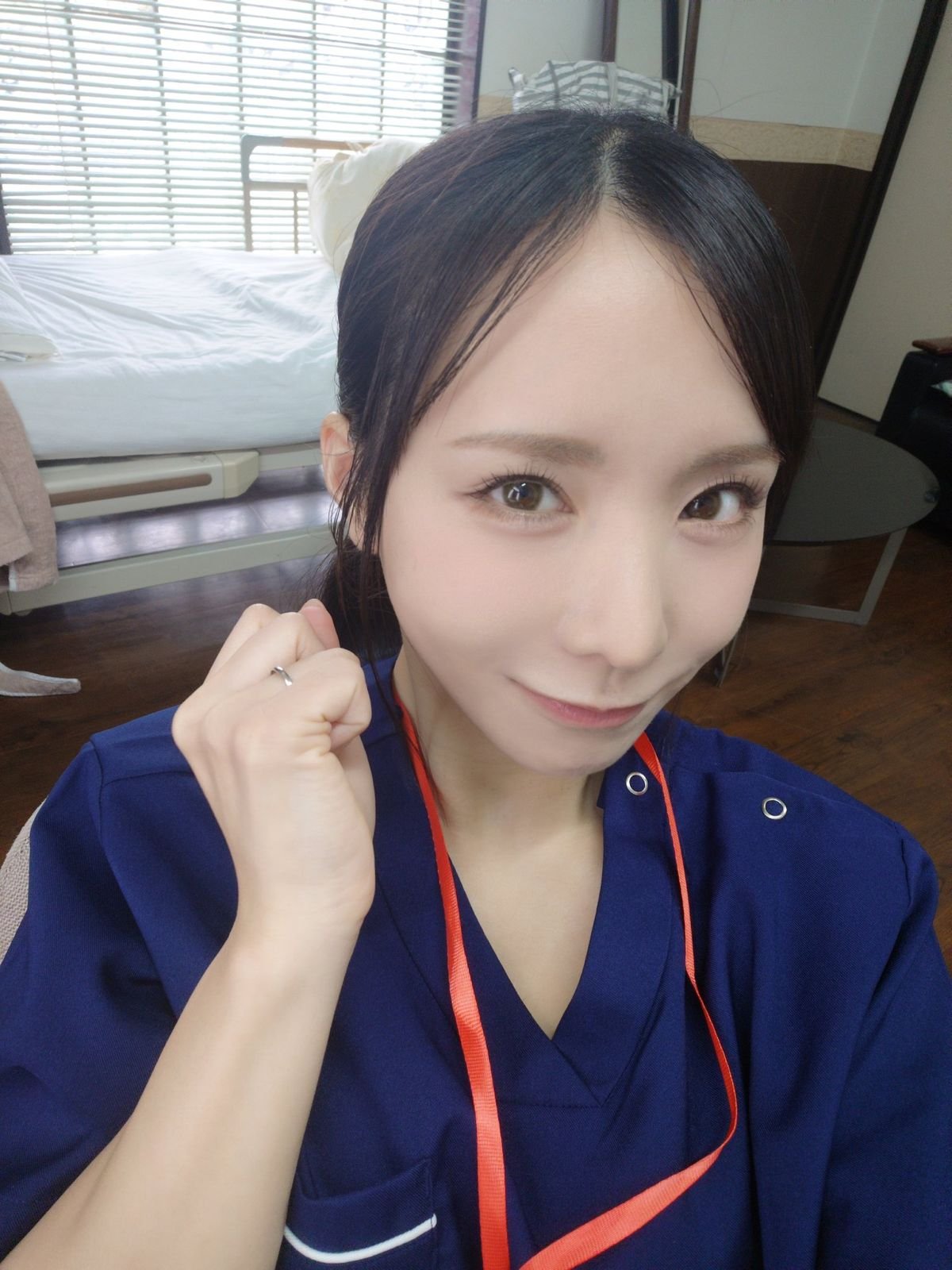 海老咲あお一年內雙專屬！ 25歲和服妹子改行拍AV？ - Japhub － 日本集合